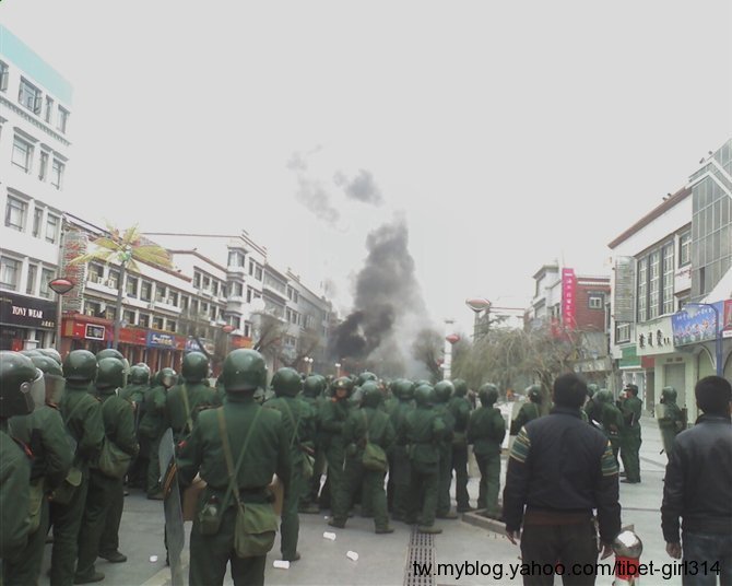 Uprising Archive: A Blogger's photos from Lhasa March 14, 2008